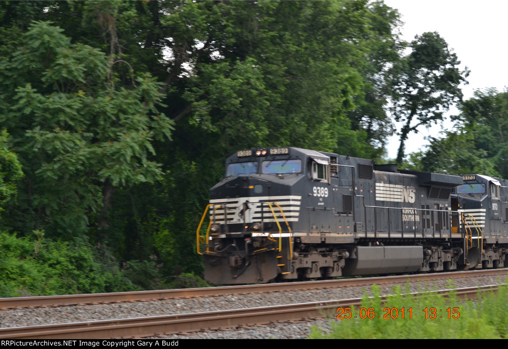 NORFOLK SOUTHERN D9-40CW 9389